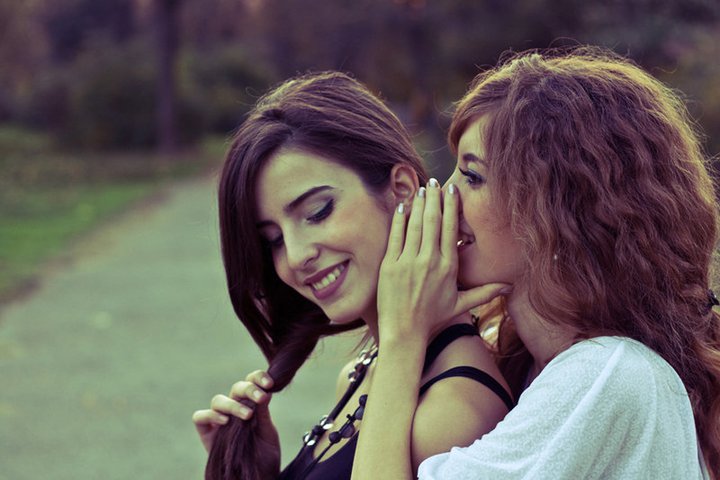 Bârfe tari, pentru oameni mari